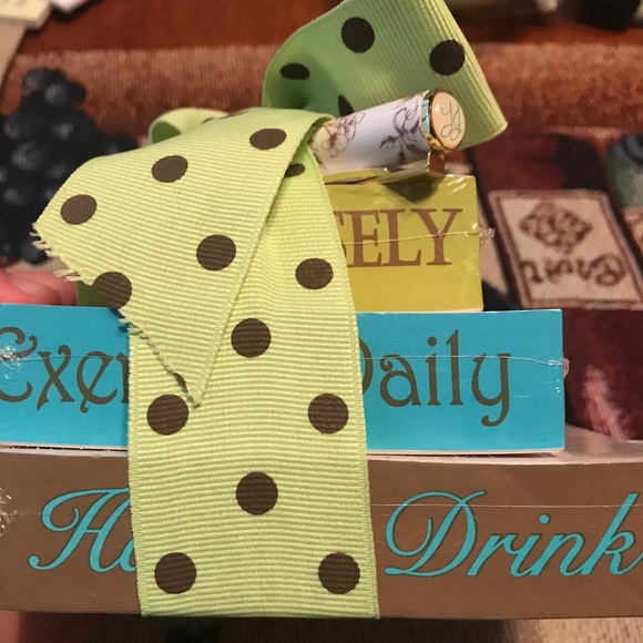 Lady Jayne Ltd. | Office | Price Drop Nwt Lady Jayne Ltd Tower Of Notes ...